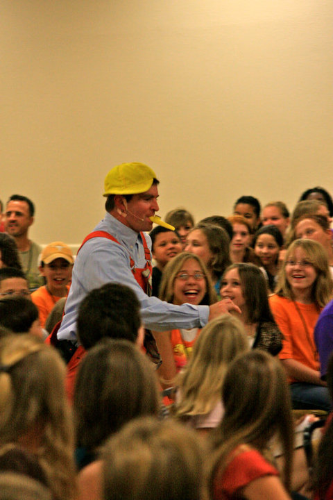 What does a show look like? - Tom Toombs - Christian Children's Performer